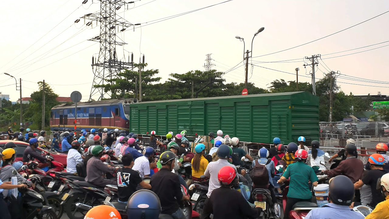 Shortest Freight train arriving Ho Chi Minh City (2021) - YouTube