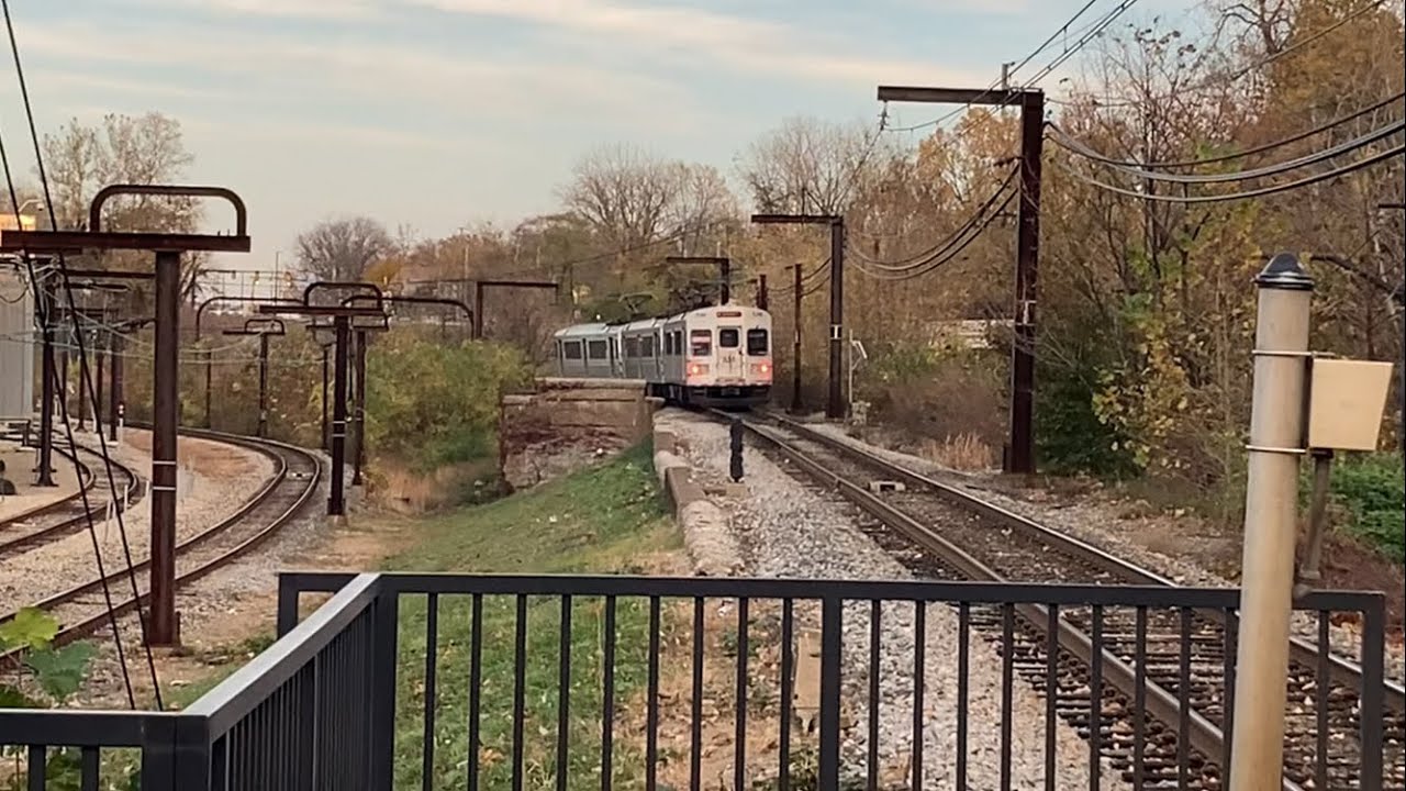 Cleveland GCRTA Red line “Rapid” Train🚊 - YouTube