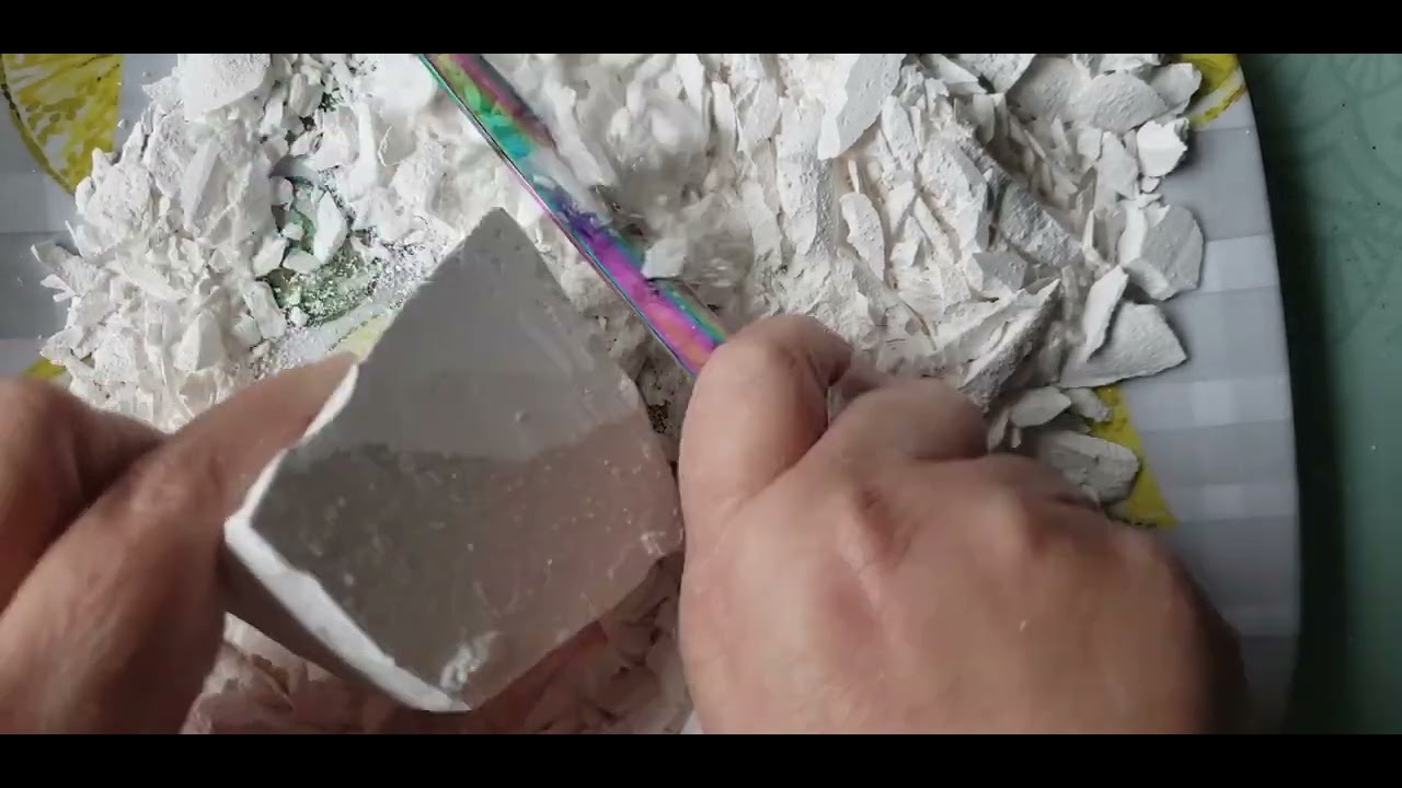 Scraping gym chalk with a knife - YouTube