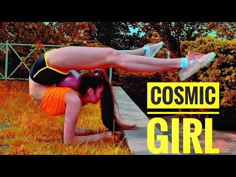 COSMIC GIRL