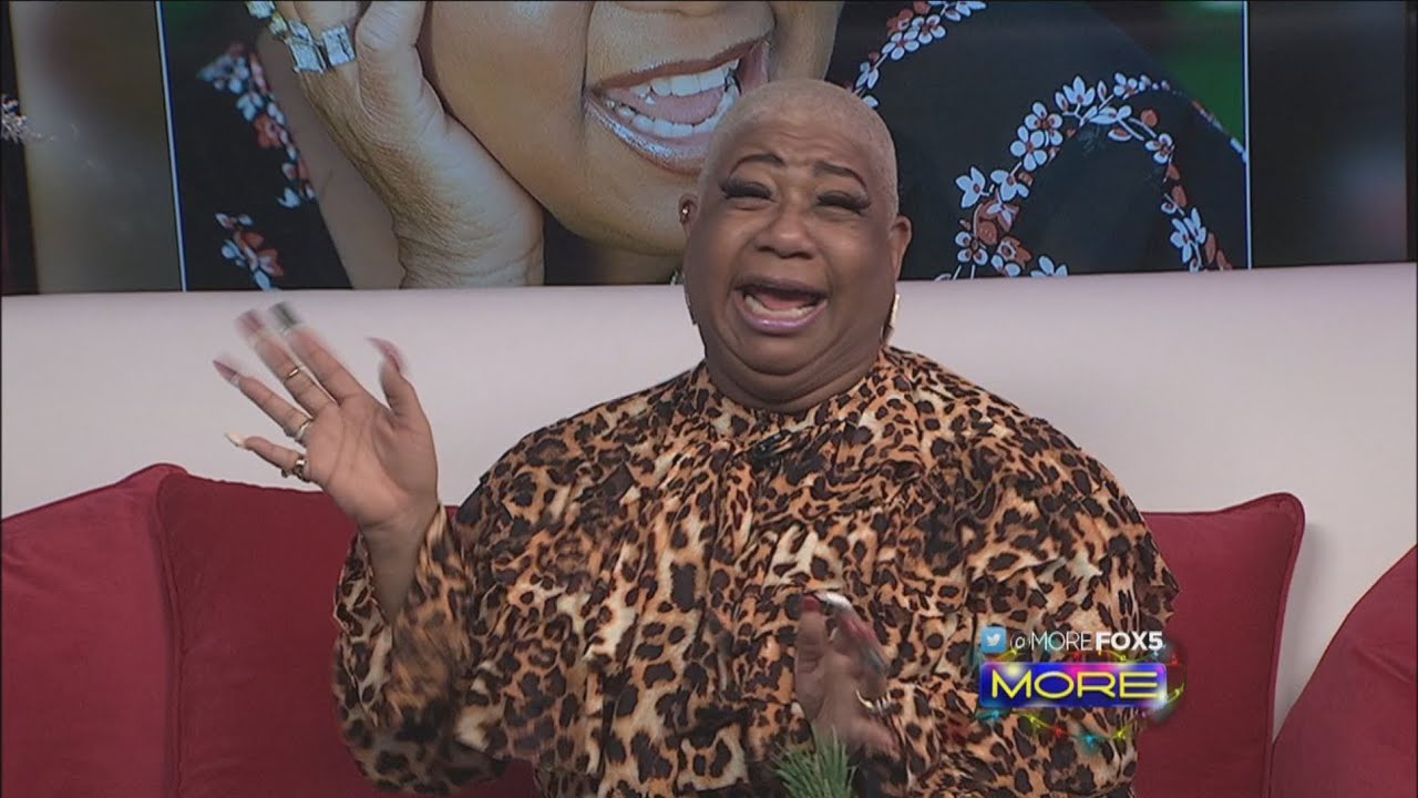 Comedian Luenell delivers laughs with her residency - YouTube