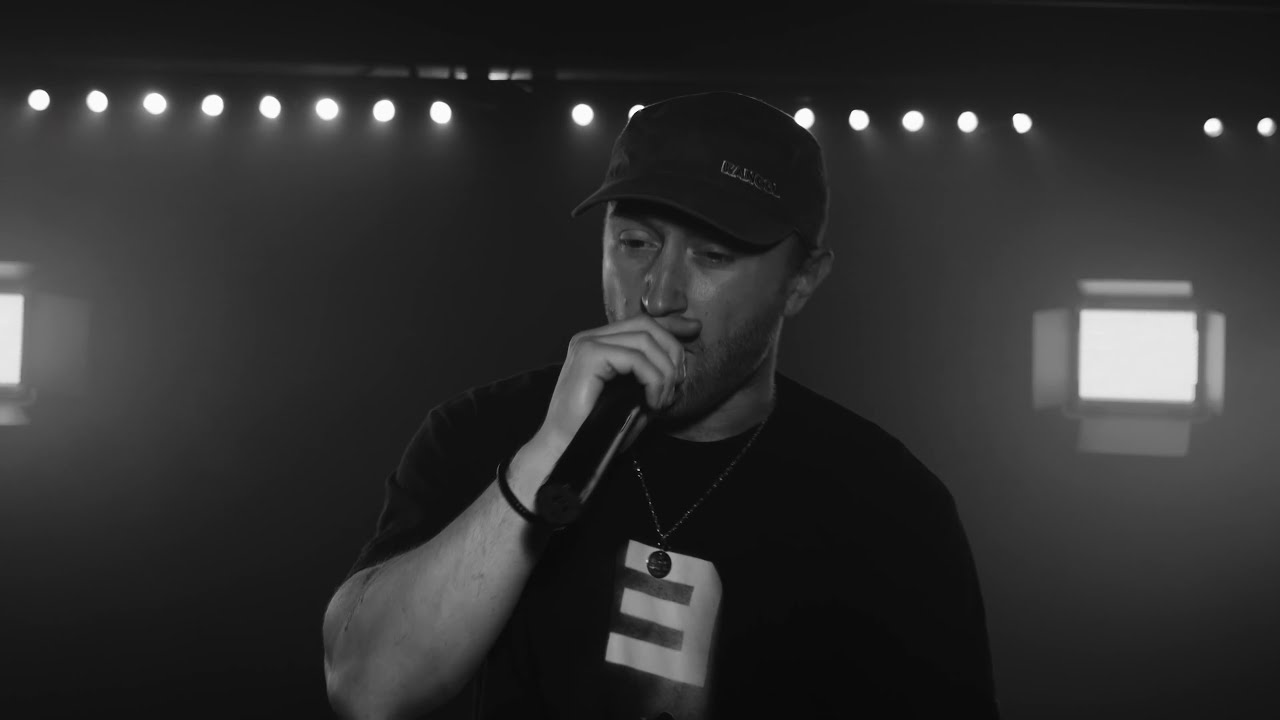 🎬 Tom Bates | Starstruck Studios Showreel - YouTube