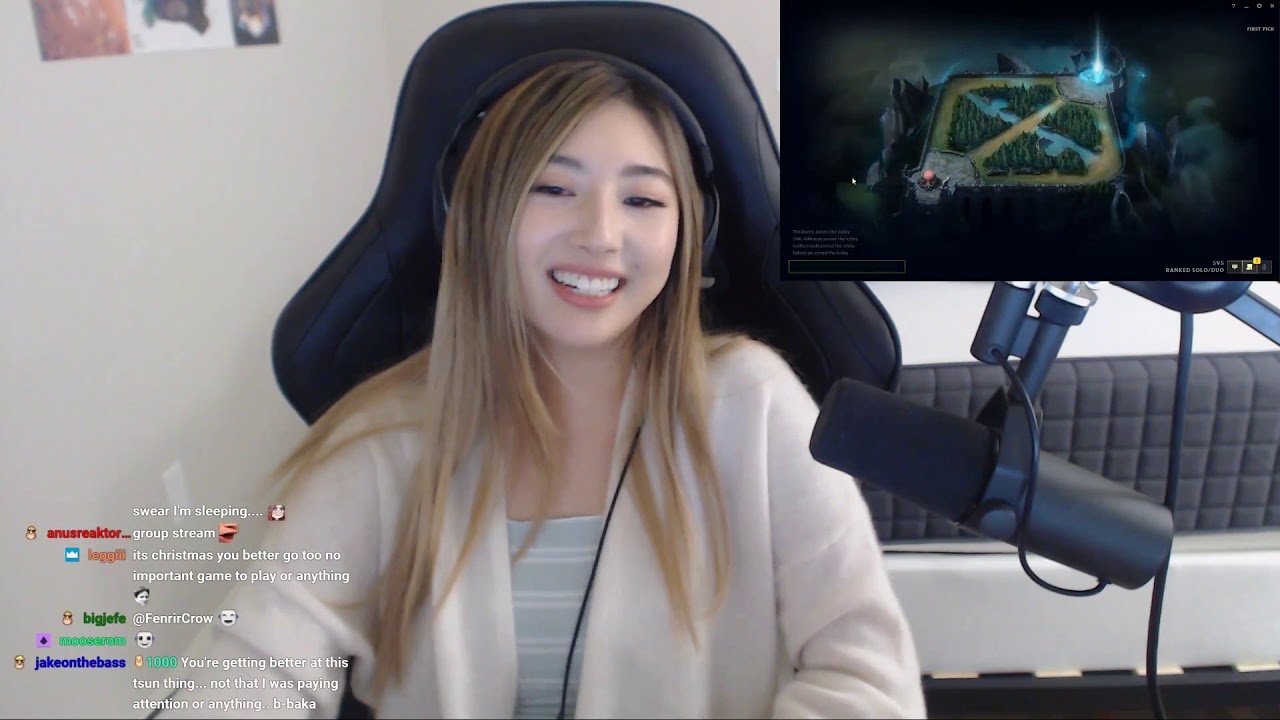 Popular Twitch Clips From Popular Streamers - YouTube