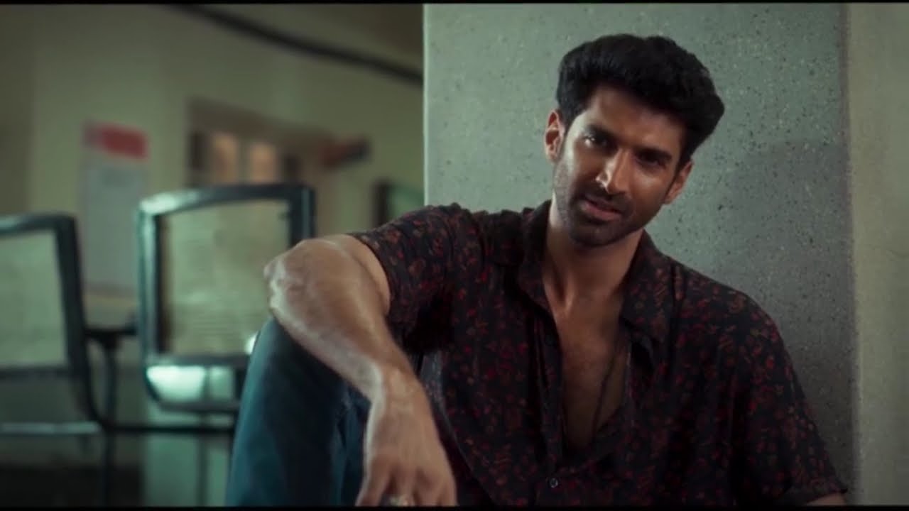 Gumraah Full Movie In Hindi | Aditya Roy Kapoor Mrunal Thakur Ronit Roy ...