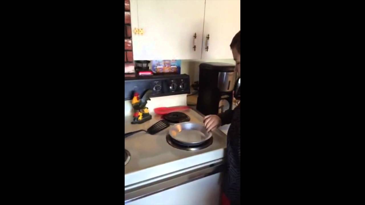 Aiden McLean Sugar In Drinks - YouTube