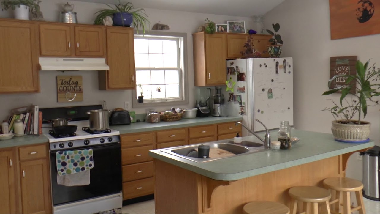 Sale Pending Darius Lane Main Building Interior Video - YouTube