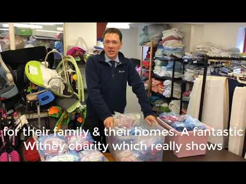 Robert Courts MP volunteers at the Witney Besom - 21.09.18 - YouTube