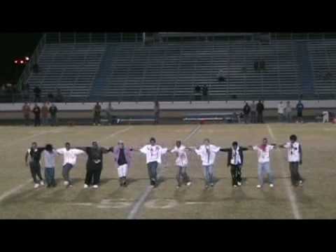 Conway High School Powder Puff Dance Team 2008 - Thriller - YouTube