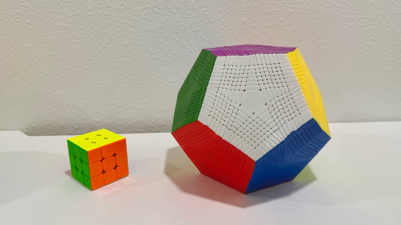 FIRST LOOK! Yottaminx (15 Layer Megaminx) - YouTube