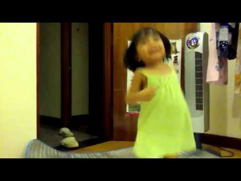 vi sao con meo rua mat - YouTube