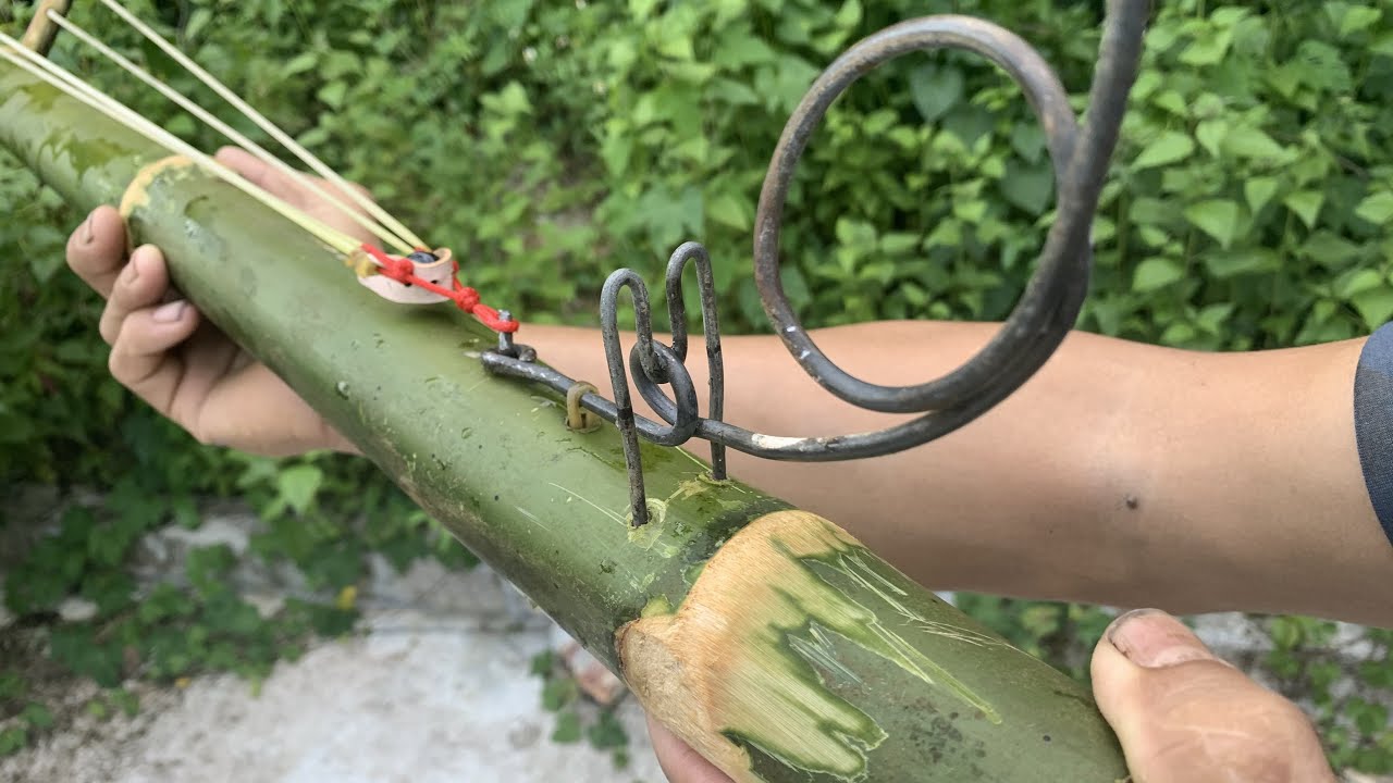 DIY Slingshot At Home - Unique And Powerful Bamboo Slingshot - YouTube