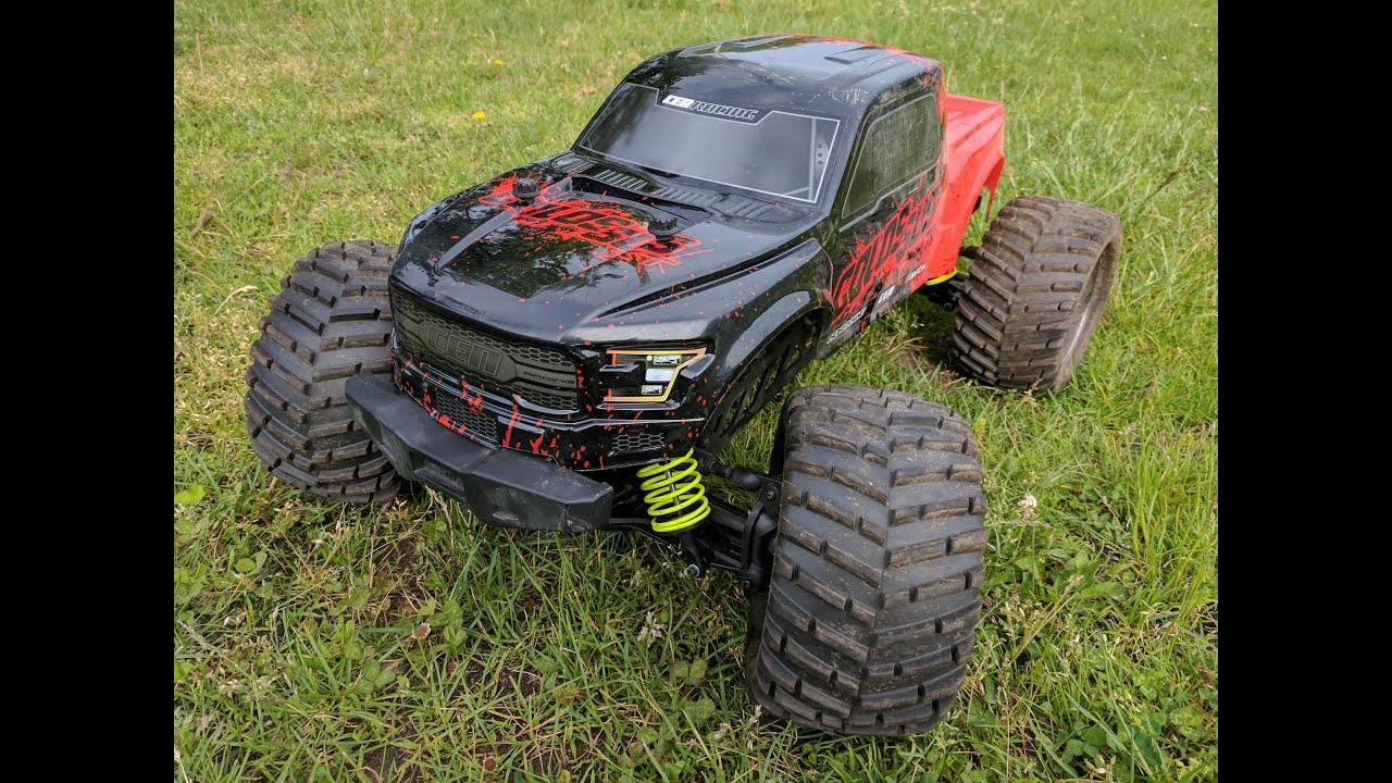 Cen Colossus XT / Reeper Jumps 6s - YouTube