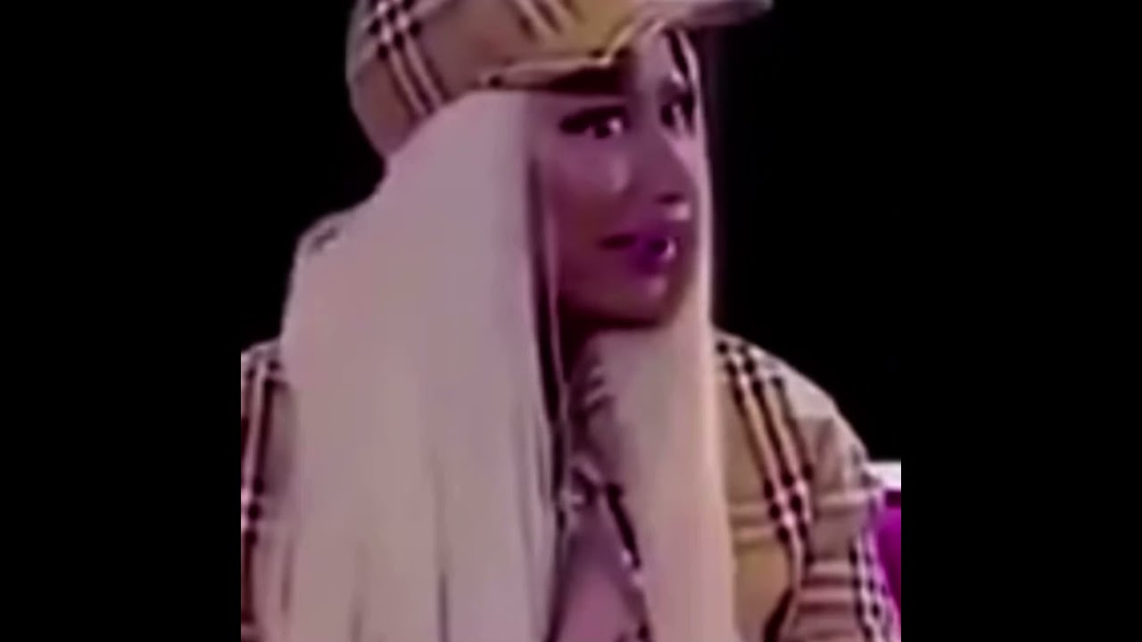 Stan Twitter: Nicki Minaj shook - YouTube