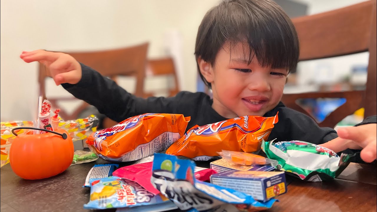 Will this toddler survive the candy challenge? 🍬 waiting and patience ...