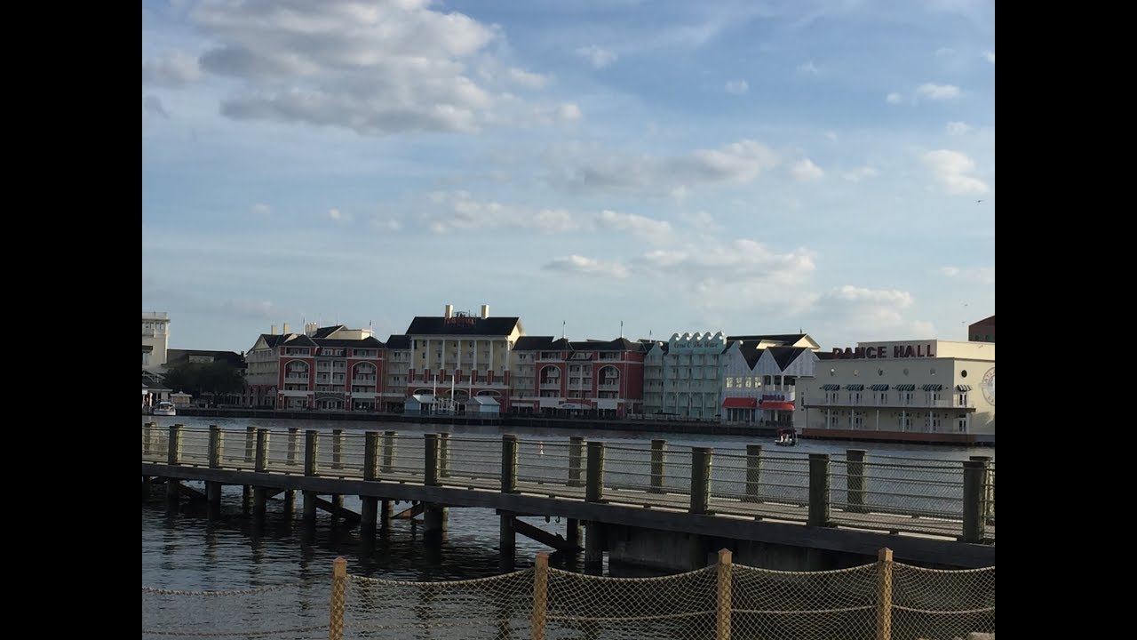 Disney's Boardwalk Villas Resort Tour! | DVC Deluxe Studio Room Tour ...