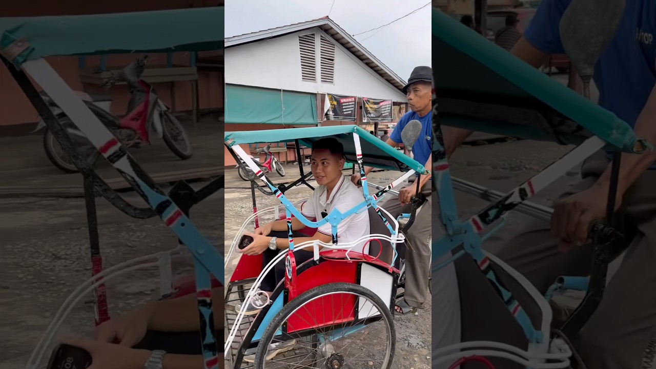 Jalan-jalan pakai becak, seru banget sekalian ke nita fashion - YouTube