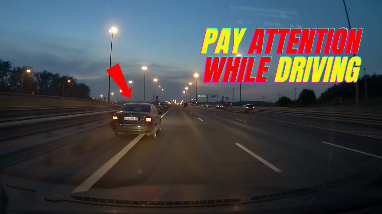 Red Light Running & T-Bone Crashes || Bad Drivers || Driving Fails ...