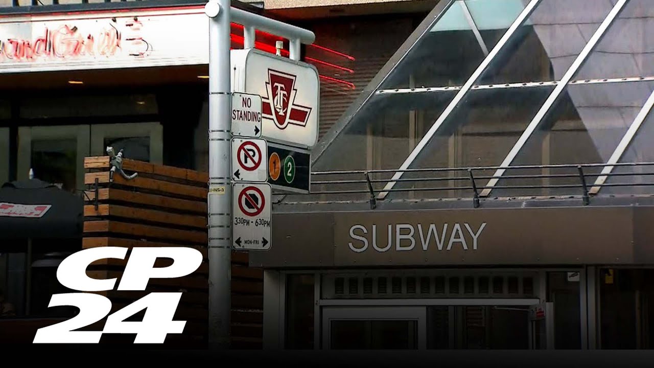 Man pushed off the platform at Bloor-Yonge station yesterday - YouTube