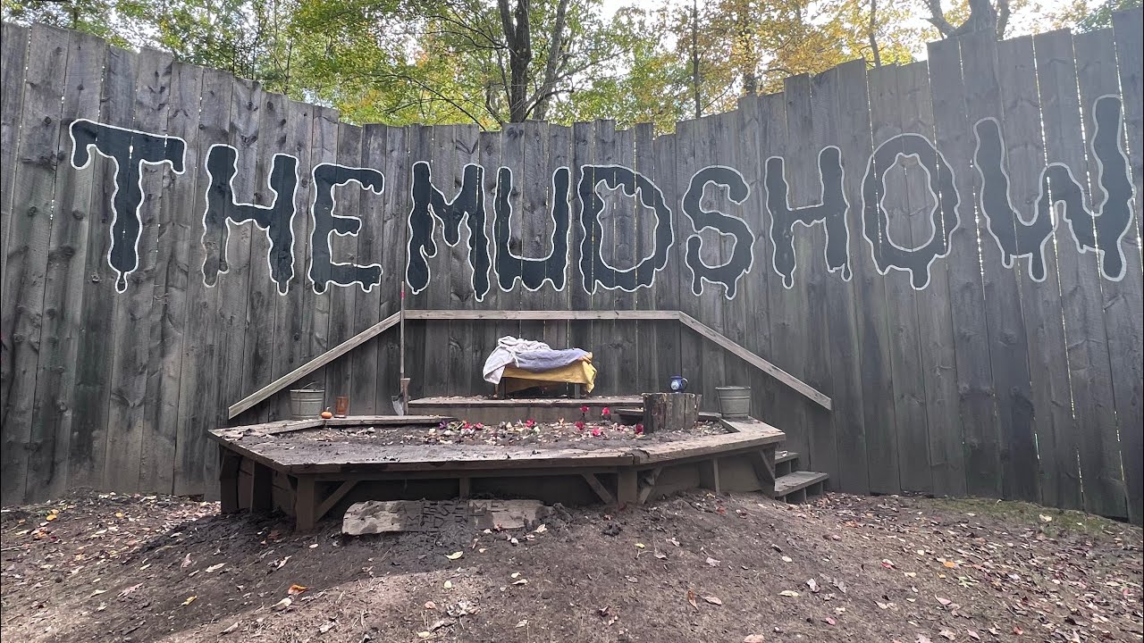 The Mud Show (The Greatest show In Earth) - YouTube