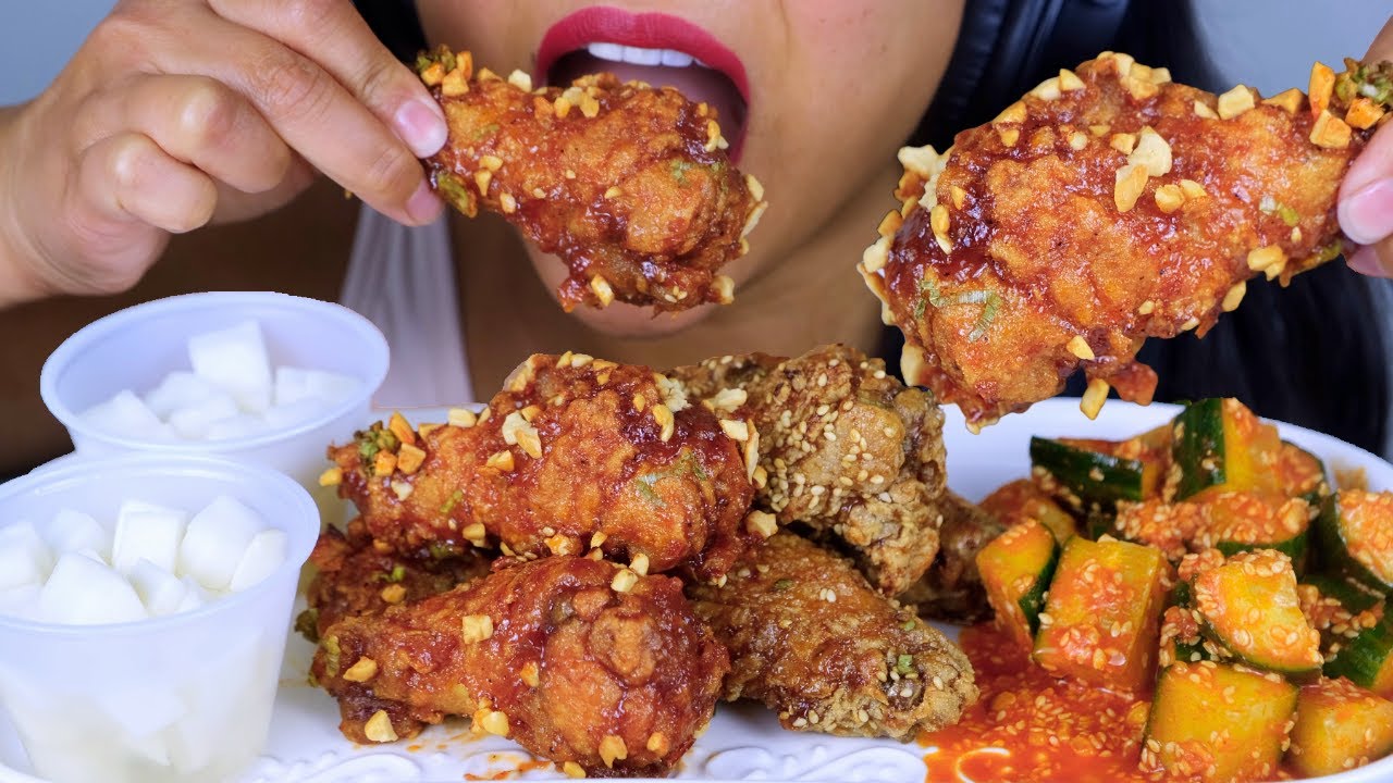 ASMR Korean Fried Chicken Mukbang 🍗 | Crunchy Eating Sounds (No Talking ...