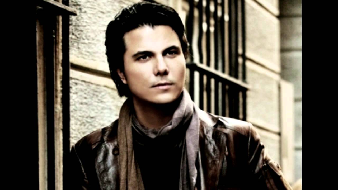 Suat Suna - Yoksun Sen - YouTube