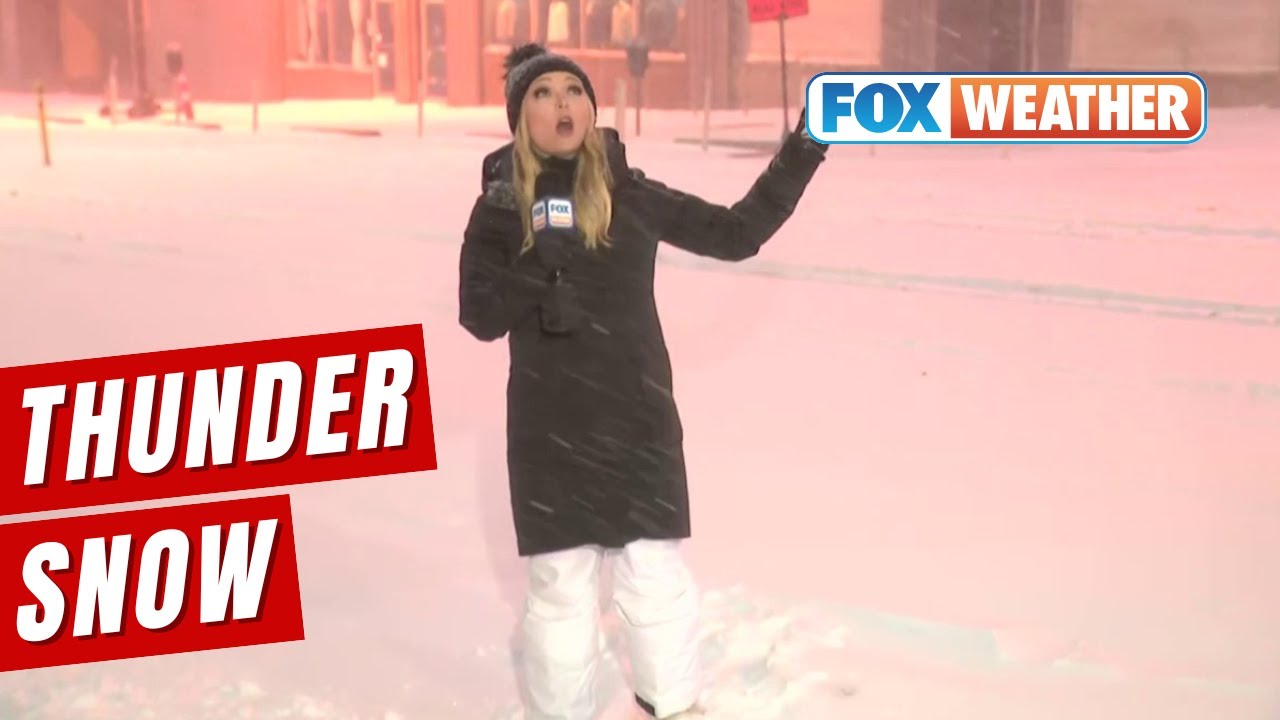 Powerful Winter Storm Produces Thundersnow In Kansas City Area - YouTube