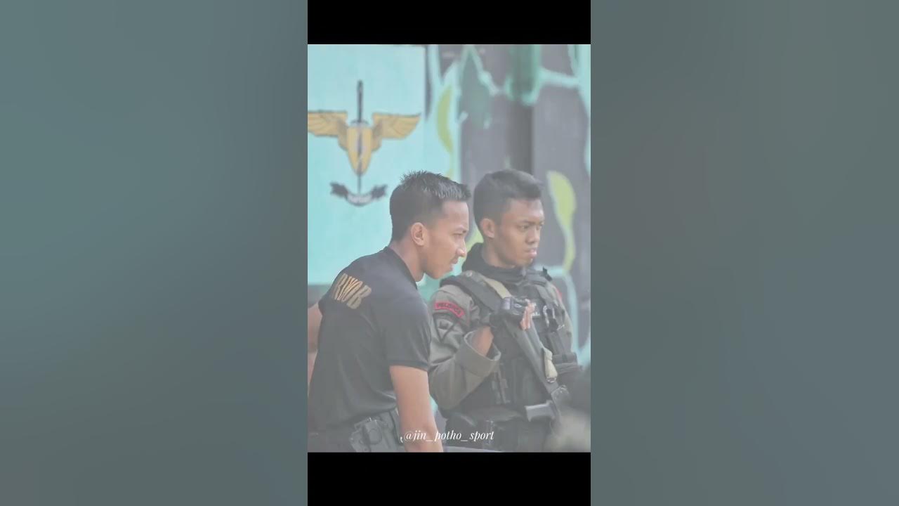 sekilas info foto latihan tim patra brimob batalyon d pelopor - YouTube