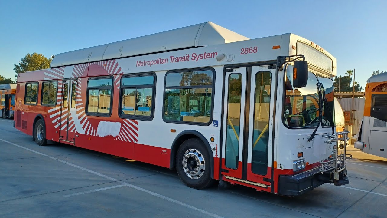 LA Charter Bus Lines 2009 New Flyer C40LF #2868 - YouTube