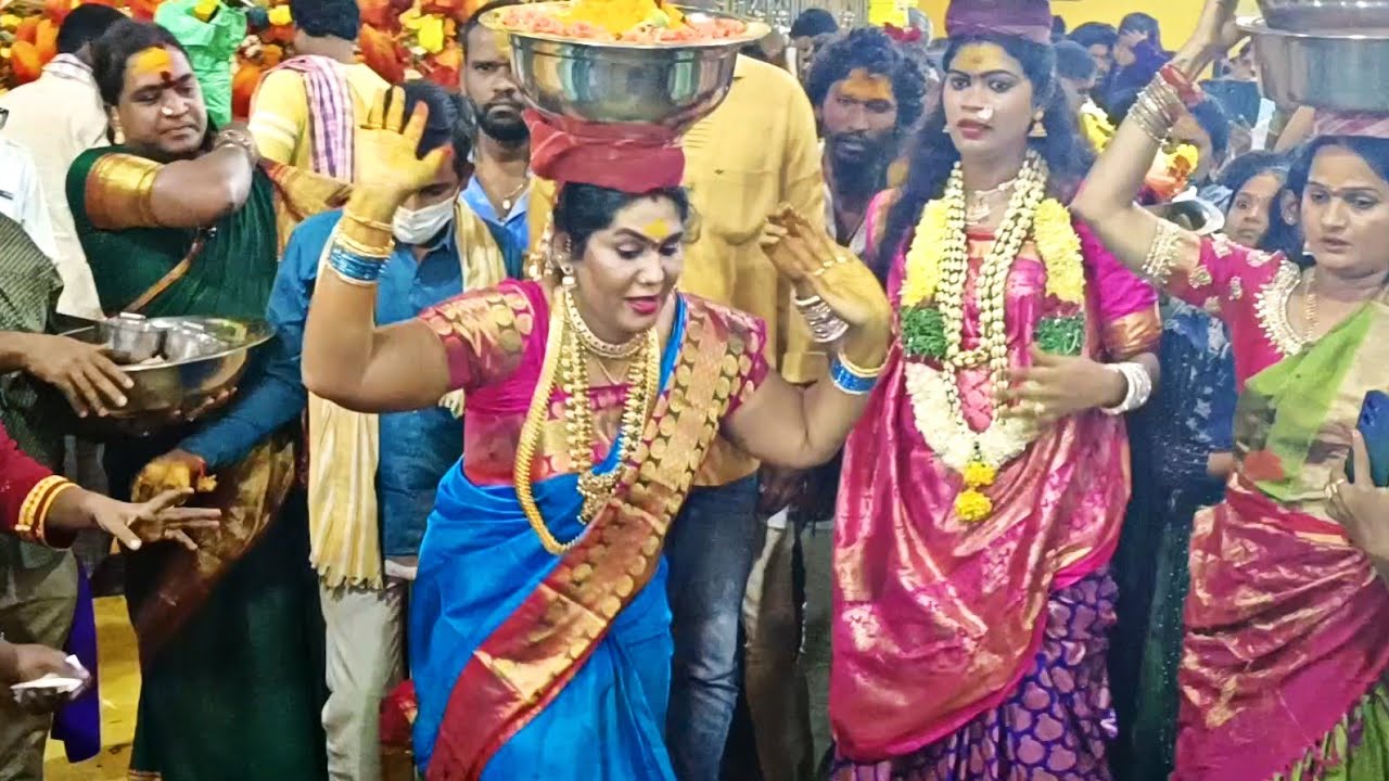 Jogini shyamala Mallanna sigam | Komuravelli jathara 2023 | Jogini ...