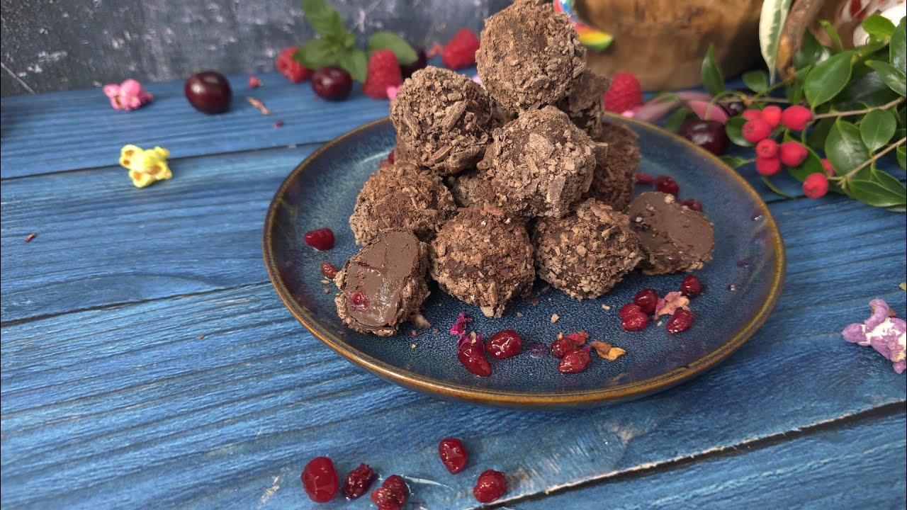 Australian Christmas Truffles - Native ingredient Riberry - YouTube