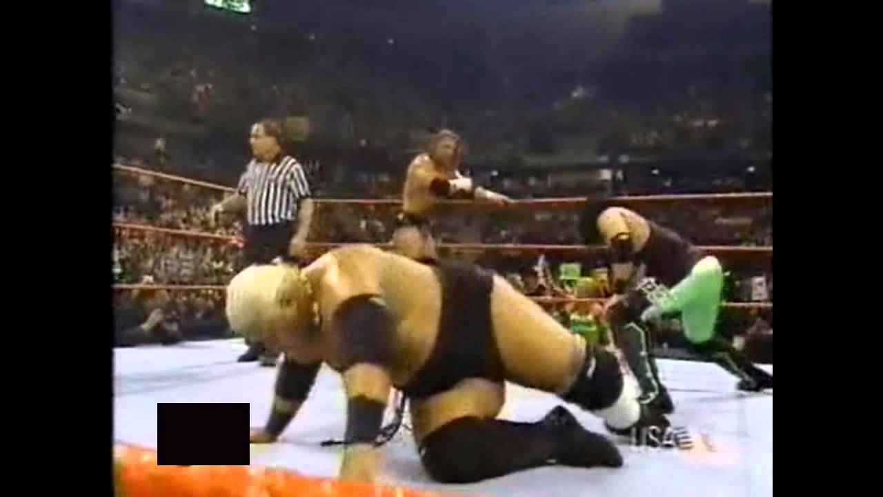 DX vs. Too Cool (WWF RAW 3/13/00) - YouTube