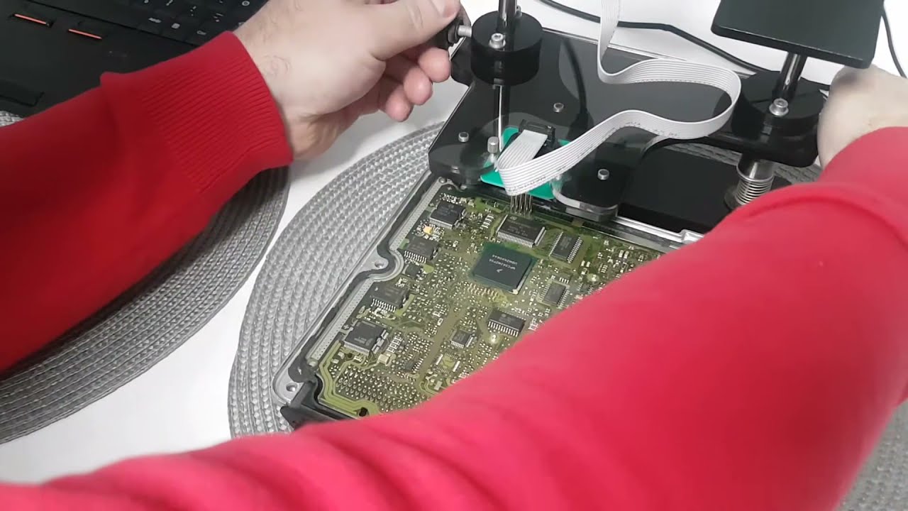 BDM 100 full read bosch med9.1 - YouTube