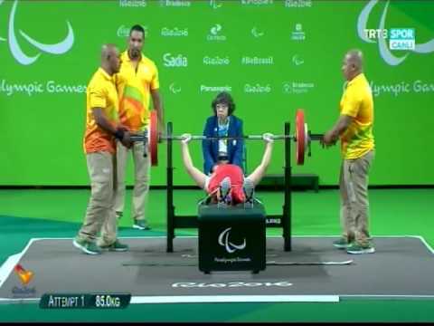 Halter - Sibel Çam'ın performansı