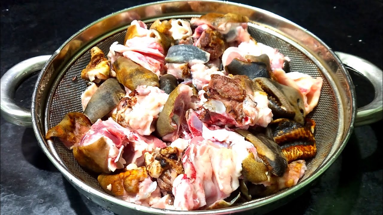 Goat Head Curry Recipe | Mutton Head Curry | Tale Mamsa Saaru | Bakre ...