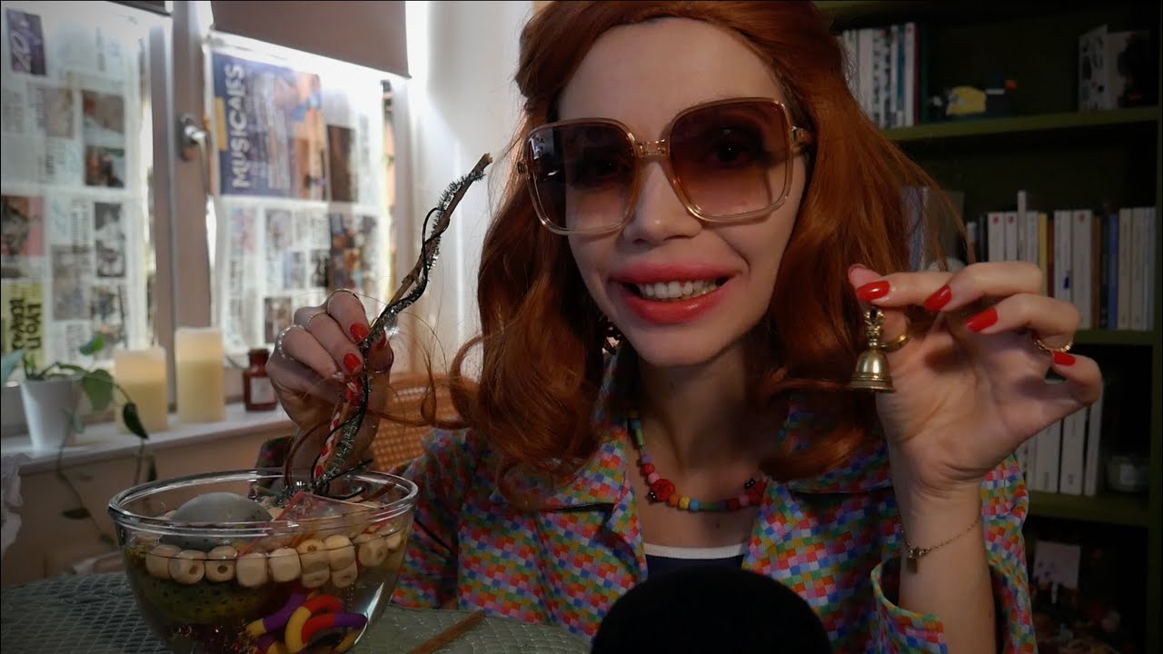 Tante Gladys prend le contrôle de ses viewers pour avoir de l'ASMR ...