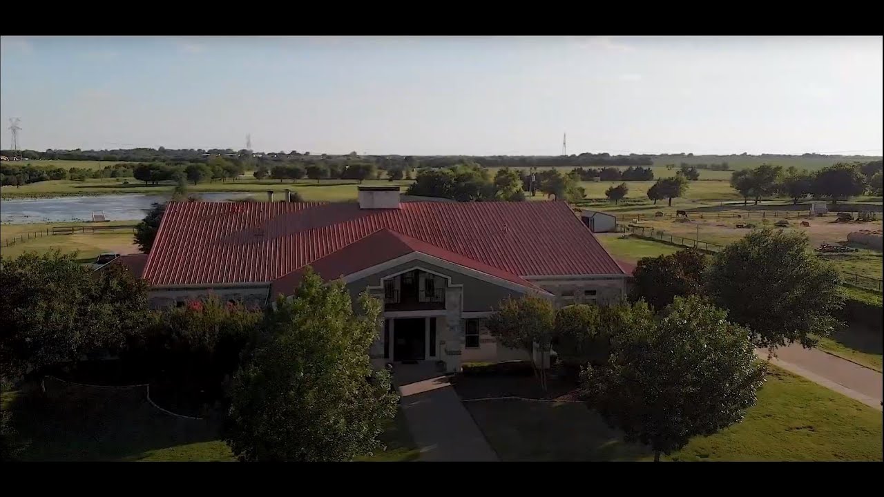 Inside a Stunning 10,000 sq ft Barndominium Mansion Tour - YouTube