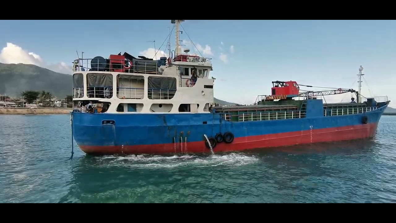 M/V JERIC JAY UNDOCKED BOUND TO ILO ILO CITY - YouTube