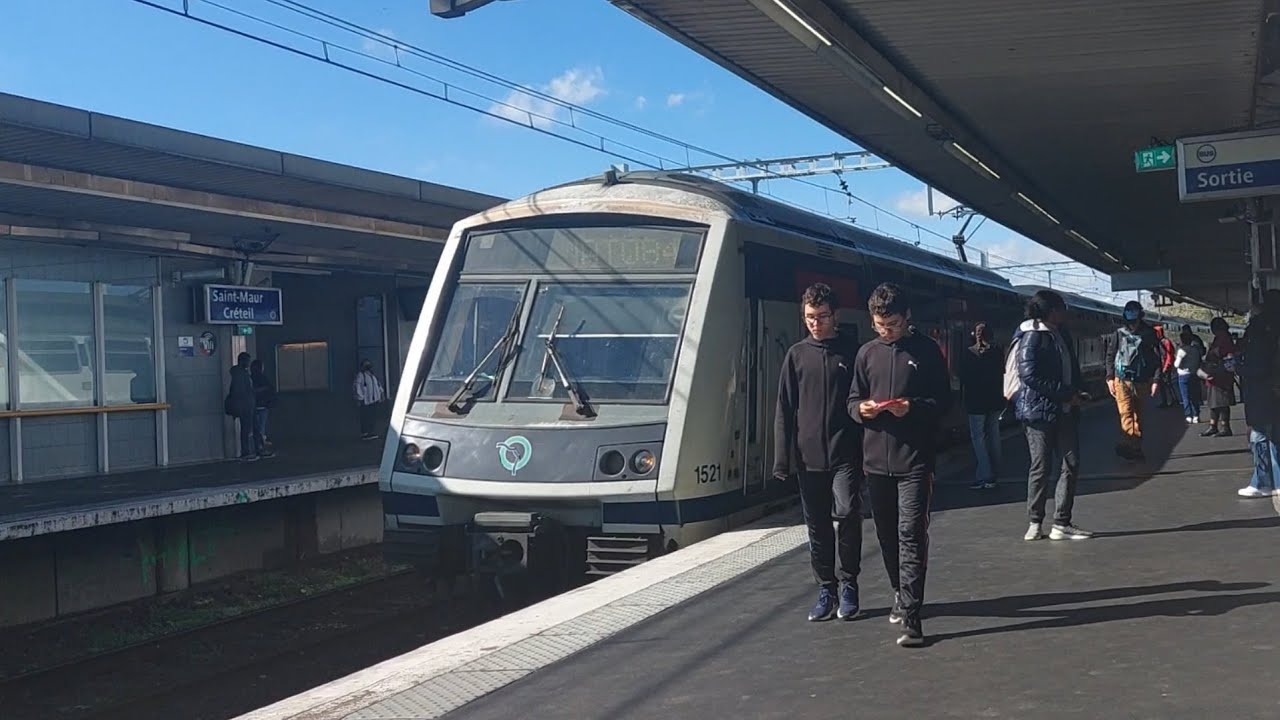 Arrivée d'un MI2N mission NATO à Saint Maur Créteil - YouTube