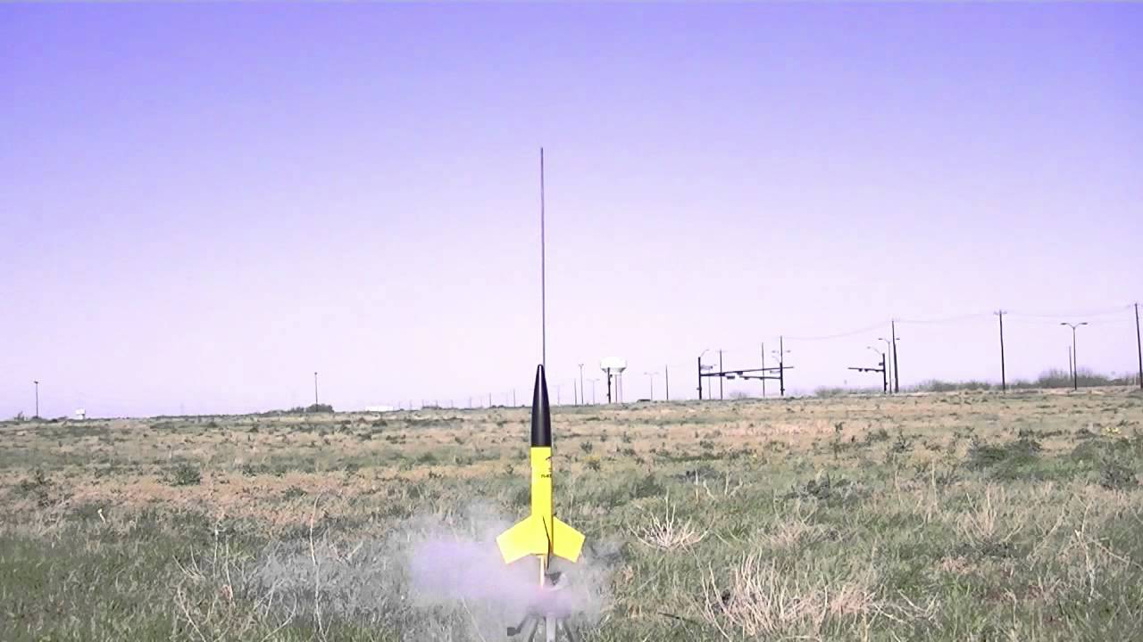 Estes Der Red Max E Engine Slow Mo Take Off - YouTube