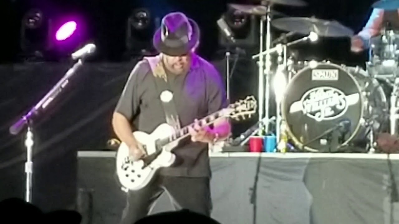 Hank Williams Jr./On The Hunt/Take The Highway/Waiting On The Bus - YouTube