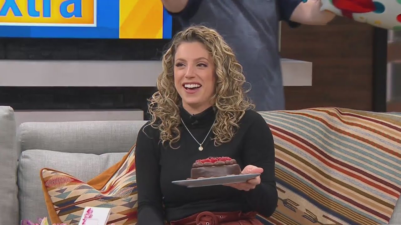 AM Extra, Jen Munoz celebrates Emily's birthday - YouTube