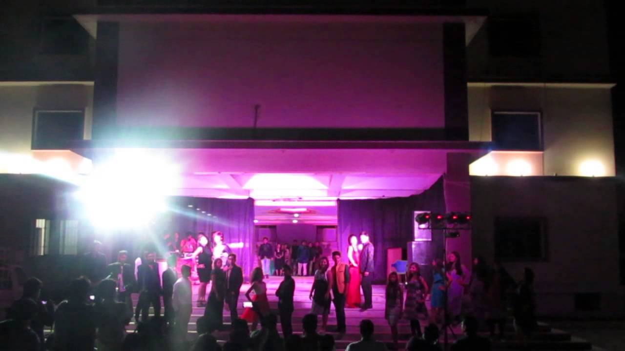 Ramp Walk in Freshers Party 2015 ( D N V ) - YouTube