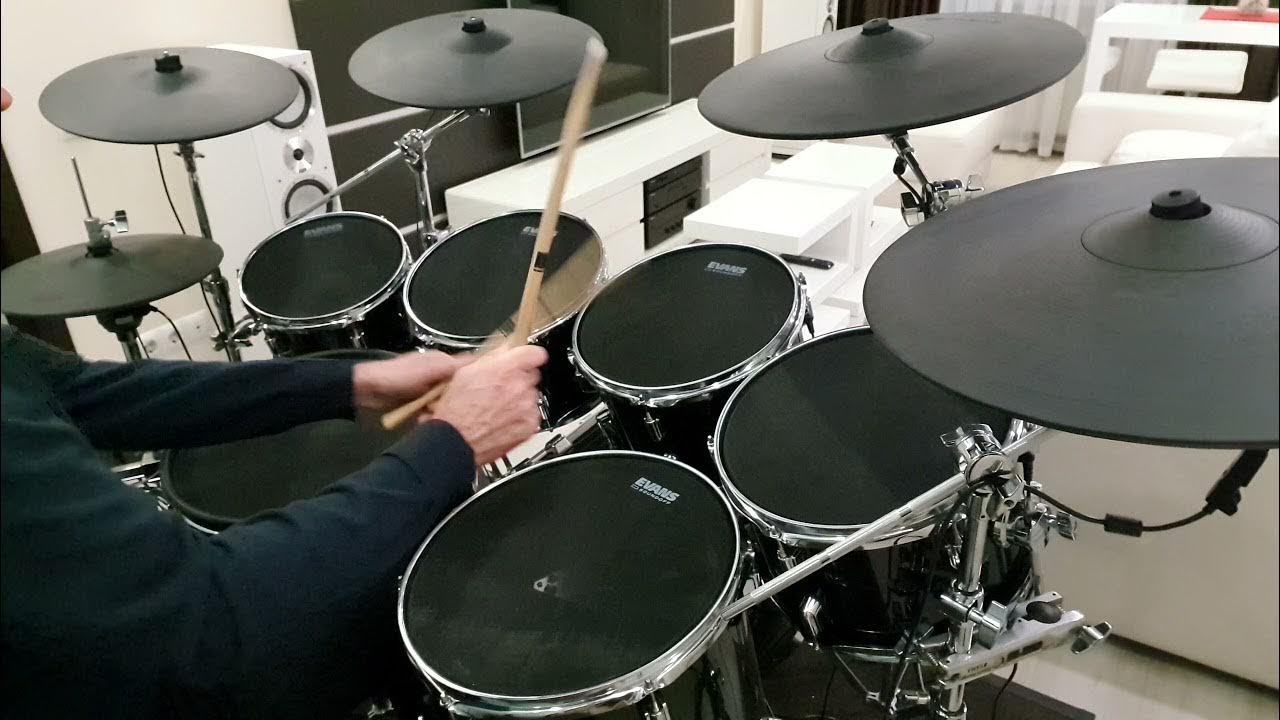 ROLAND VAD-506 - YouTube