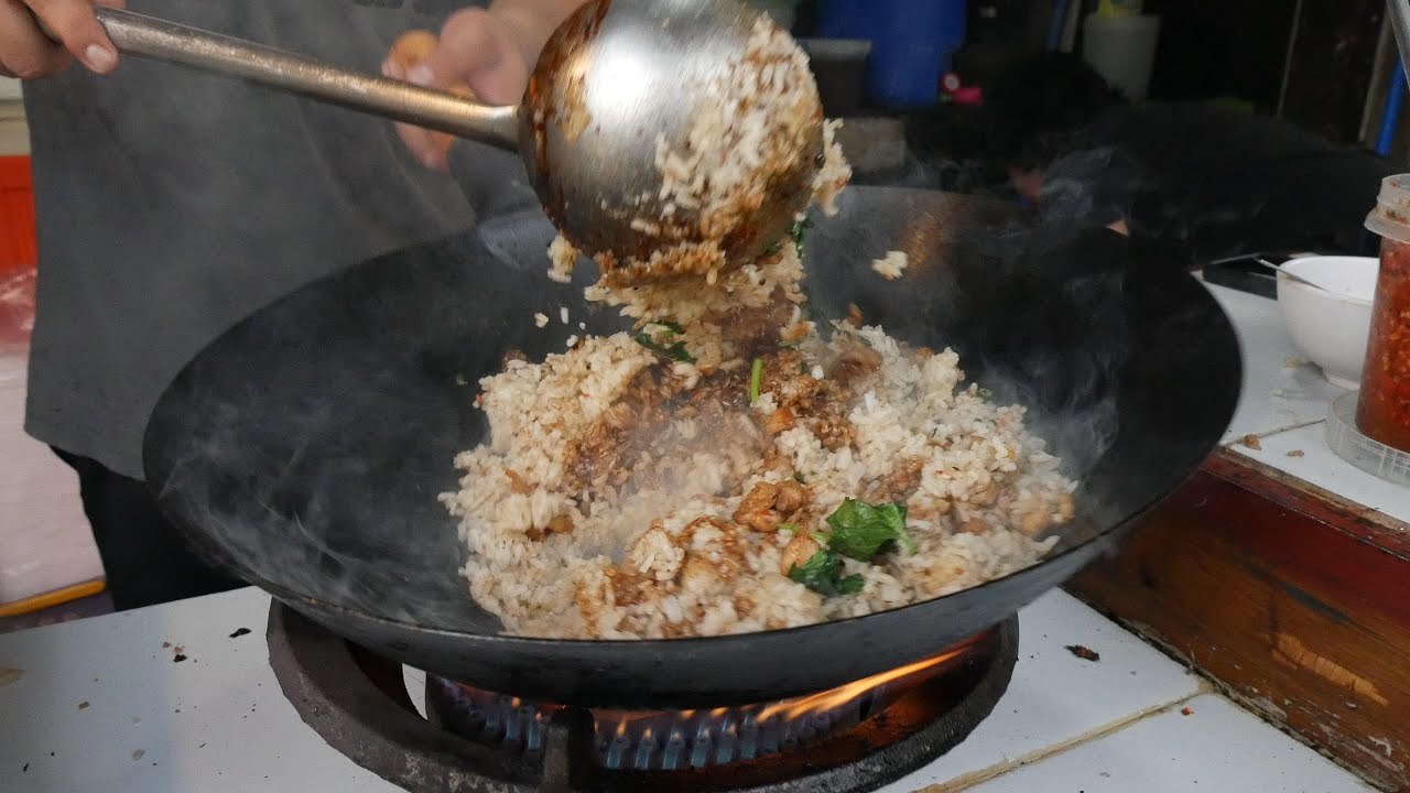 Philippines Street Food - Addicted Fried Rice - YouTube