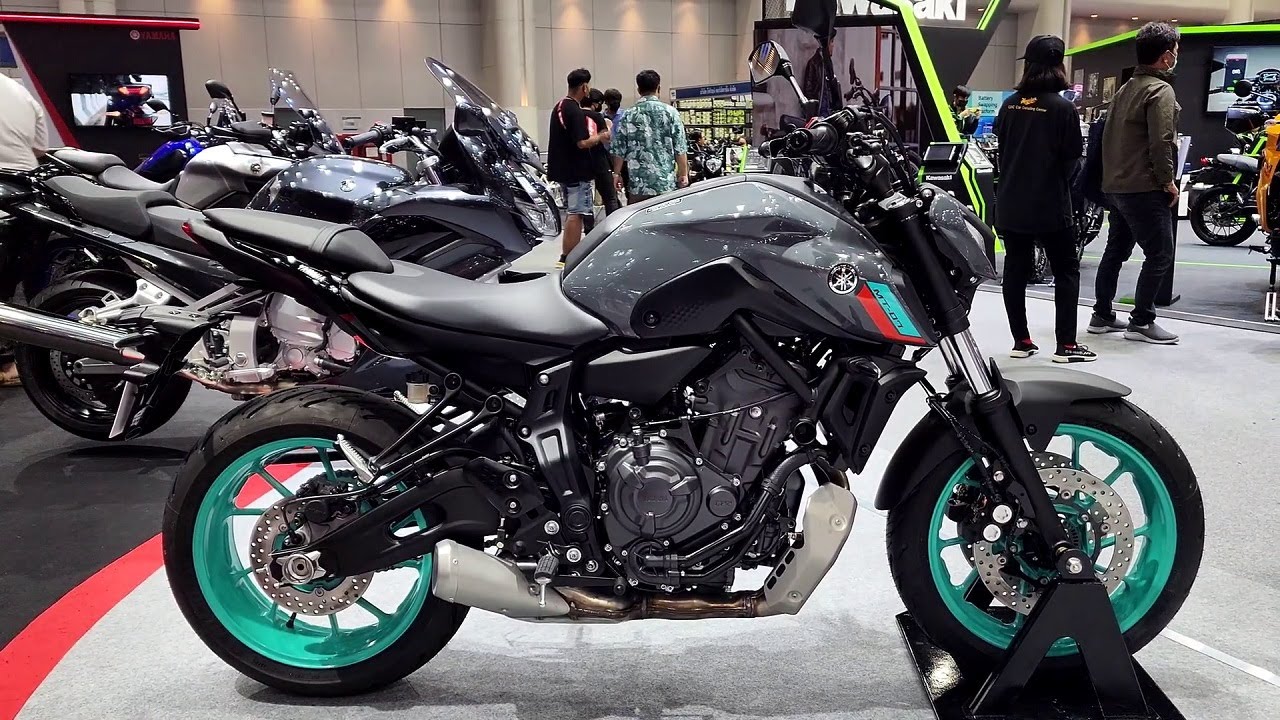 MT-07 Cyan Storm Walkaround - YouTube