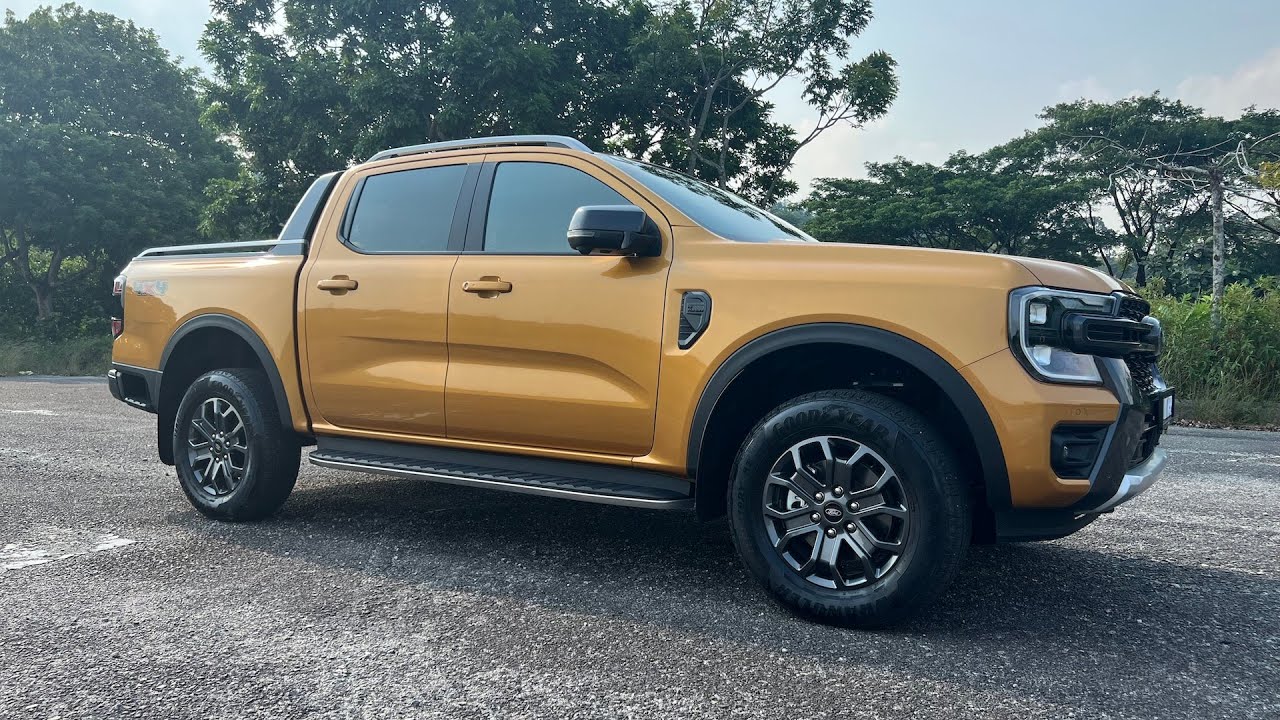 2023 Ford Ranger 2.0 4X4 Wildtrak (High Rider, Double Cab) Start-Up and ...