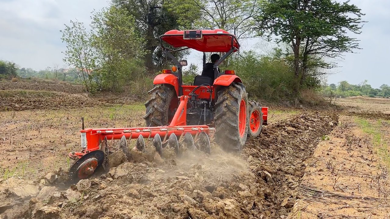 Tractor Kubota M6040 SU Plow Field ,Tractor Khmer Farmer - YouTube
