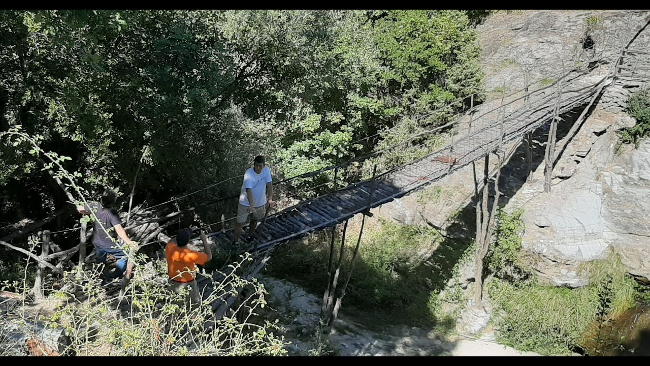 ΟΔΟΙΠΟΡΙΚΟ ΣΤΗ ΓΕΦΥΡΑ ΤΟΥ ΠΟΤΑΜΟΥ ΚΒΑΪ ΣΤΟ ΜΕΤΑΞΑ - YouTube