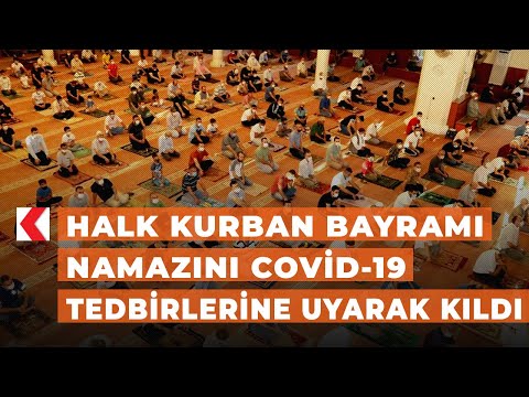 Halk Kurban Bayramı namazını Covid-19 tedbirlerine uyarak kıldı