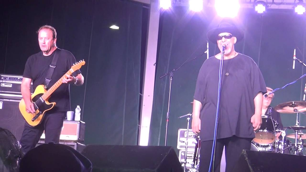 THE SMITHEREENS "A Girl Like You" LIVE!!! - YouTube